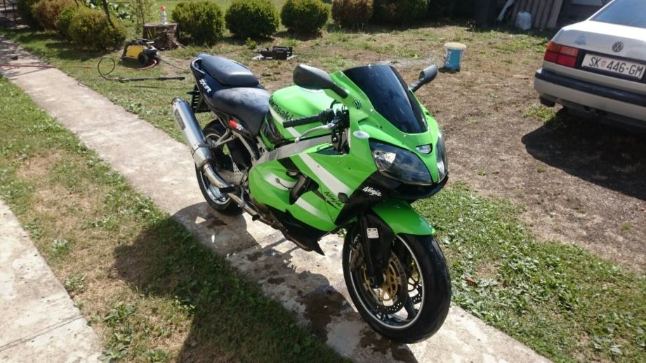 kawasaki Ninja zx9r , 2002 god.