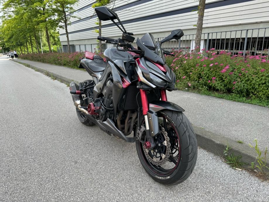 Kawasaki Z1000 *AKRAPOVIC* SUGOMI EDITION, 2016 god.