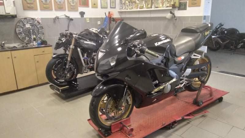 Kawasaki Zx 12r, 2003 god.