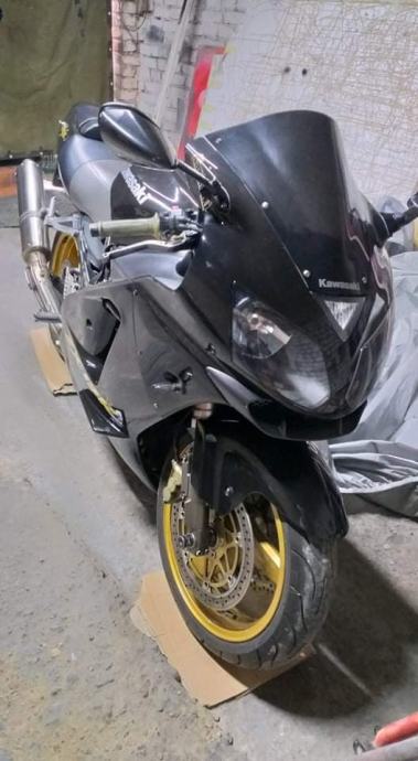 Kawasaki Zx 12r, 2003 god.