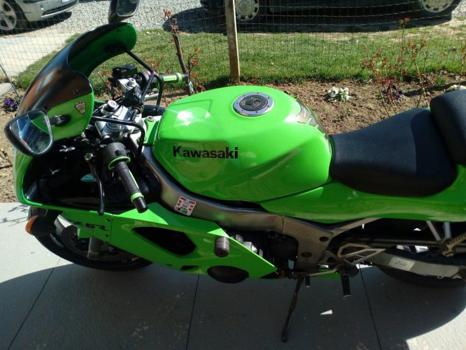 Kawasaki ZX600F NINJA 599 cm3, REG.04/2020, **, 1995 god.