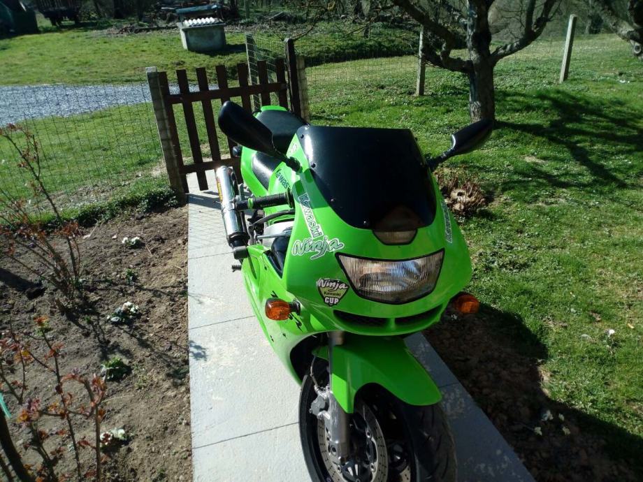 Kawasaki ZX600F NINJA 599 cm3, REG.04/2020, **, 1995 god.
