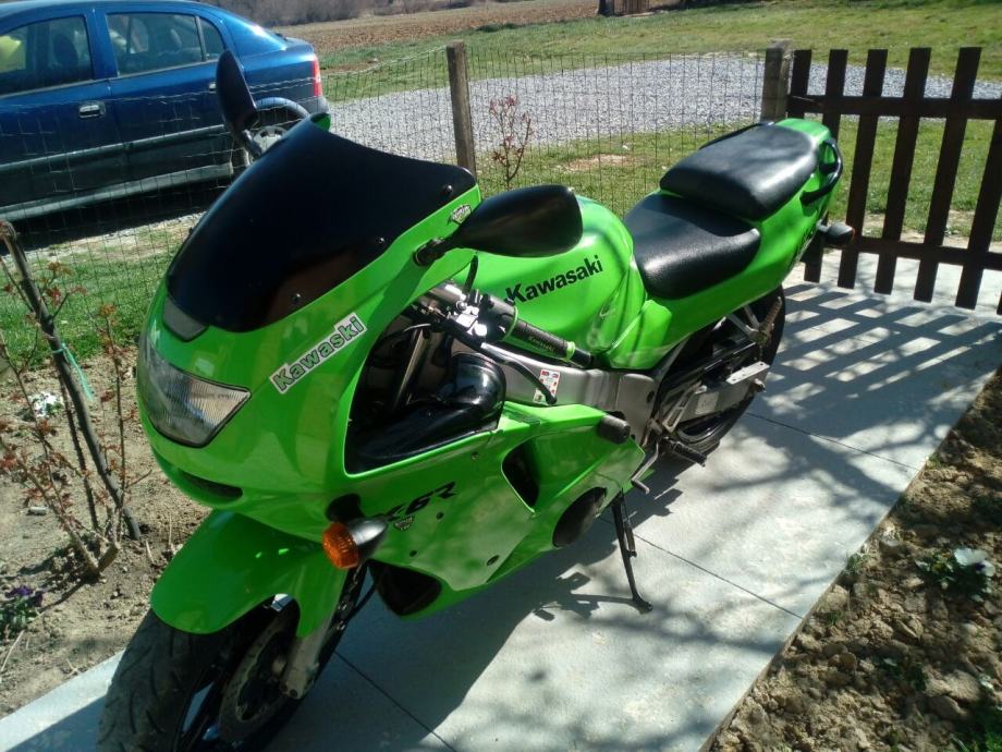 Kawasaki ZX600F NINJA 599 cm3, REG.04/2020, **, 1995 god.
