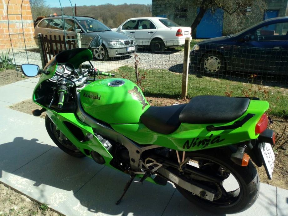Kawasaki ZX600F NINJA 599 cm3, REG.04/2020, **, 1995 god.