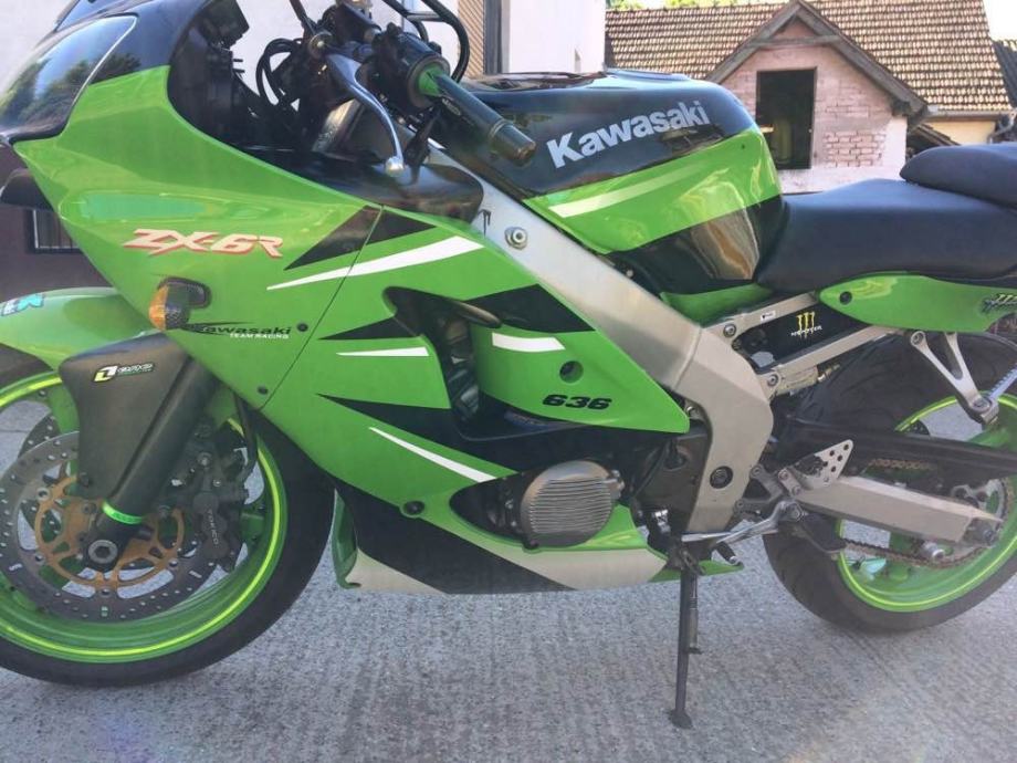 Kawasaki Zx 6r, 2001 god.