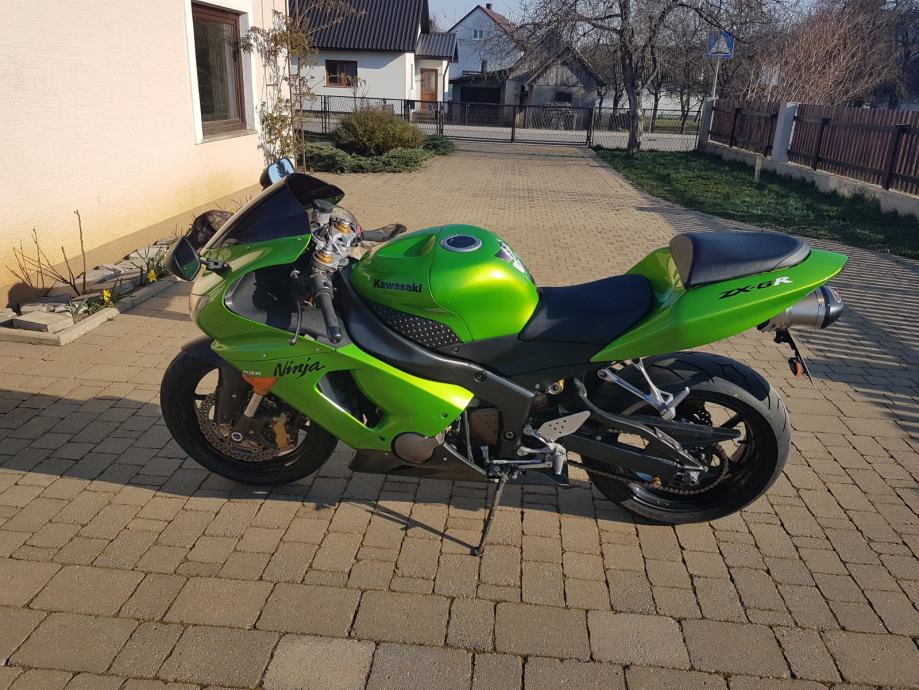 Kawasaki ZX636R 636 cm3, 2006 god.