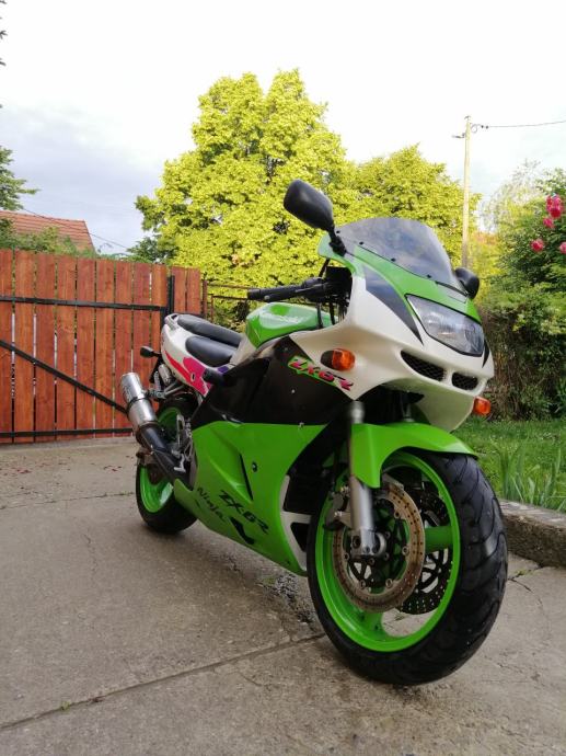 Kawasaki Zx6r 599 cm3, 1997 god.