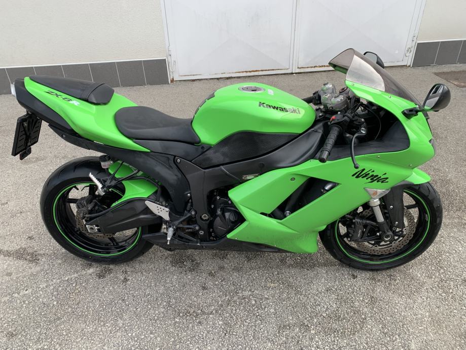 Kawasaki Zx6r 600 cm3, 2007 god.