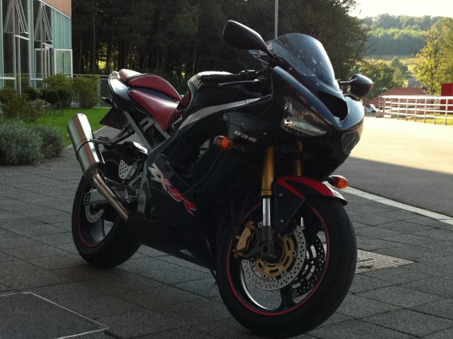 Kawasaki ZX6R 636 cm3, 2003 god.