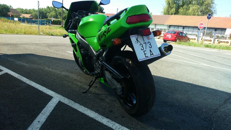 KAWASAKI zx6R ninja, 1995 god.