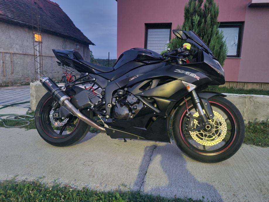 Kawasaki ZX6R, 2012 god.