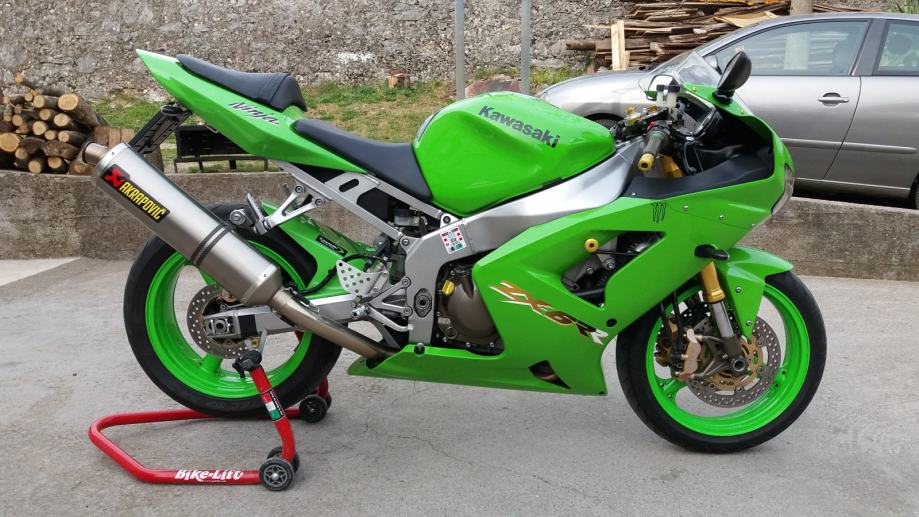 Kawasaki Zx6rr 599 cm3, 2003 god.