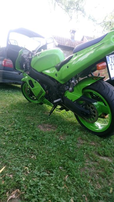 Kawasaki ZX750R 750 cm3, 1989 god.