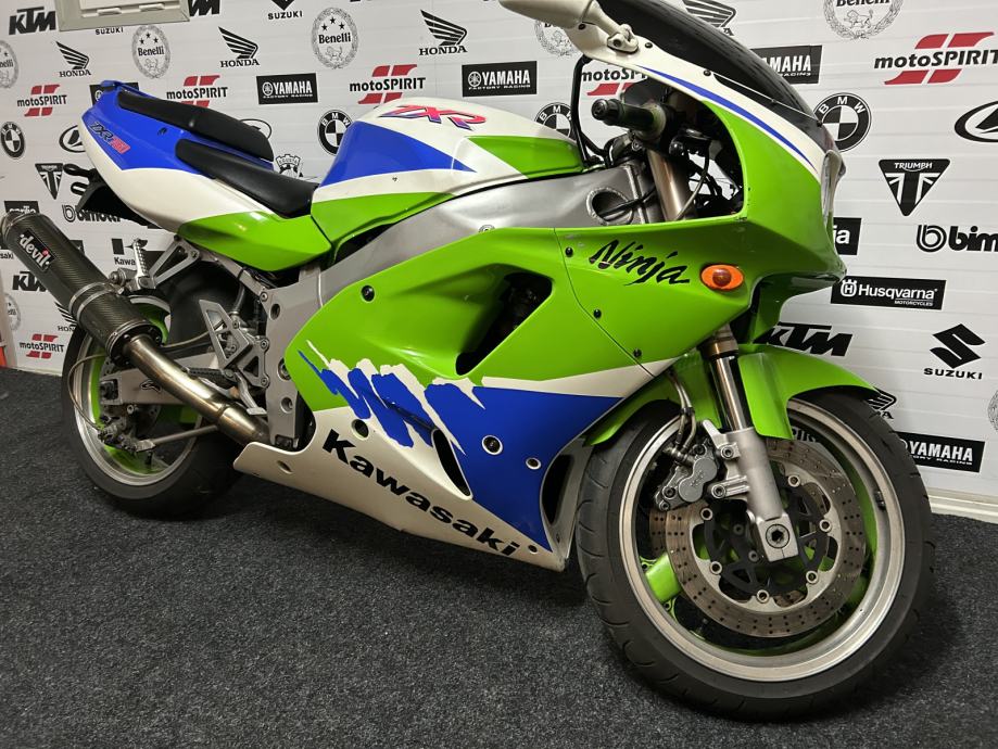 Kawasaki ZXR750 NINJA 749 cm3, 1993 god.