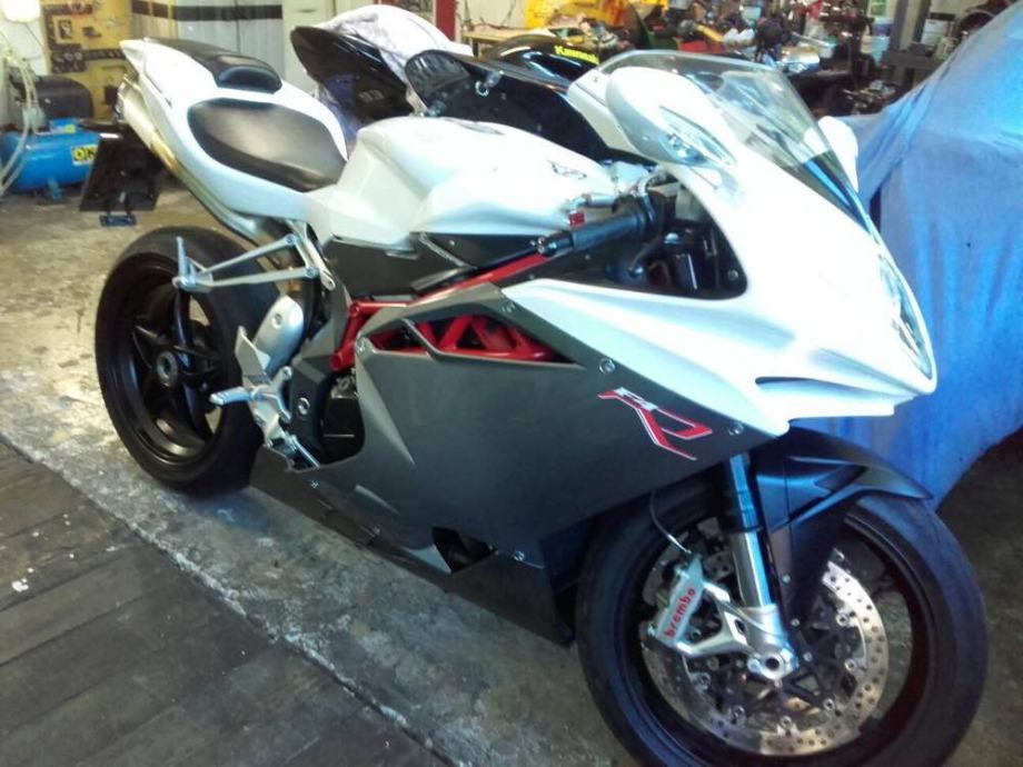 MV Agusta F4R 998 cm3, 2012 god.
