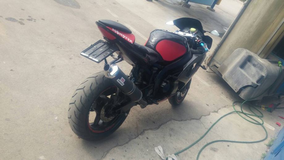 kawasaki zx6r, 1990 god.