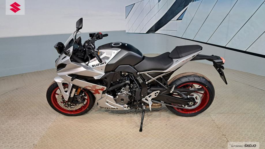 Suzuki GSX - 8R M5, 2025 god.