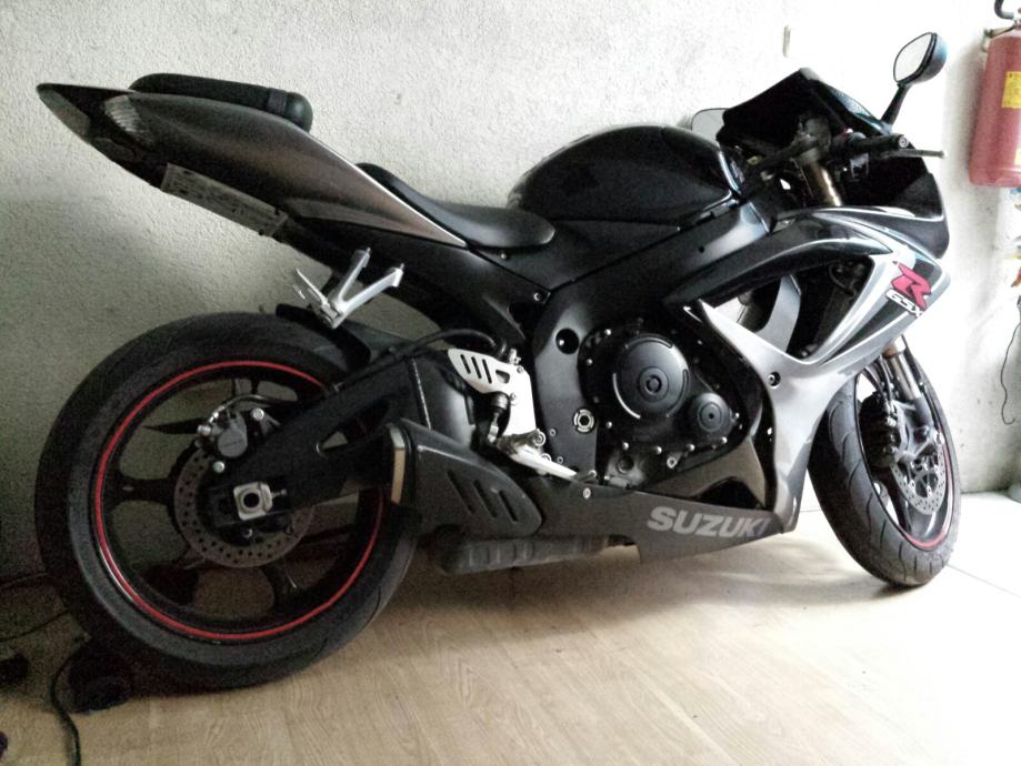 Suzuki gsx-r 600 k6, 2006 god.