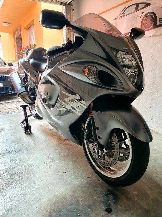 Suzuki Gsx1300r Hayabusa 1340 cm3, 2010 god.