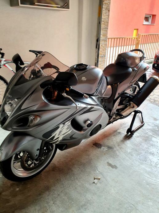 Suzuki Gsx1300r Hayabusa 1340 cm3, 2010 god.