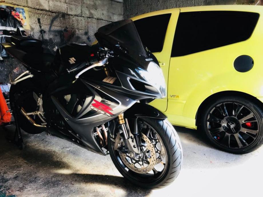 Suzuki Gsxr 600rr reg:30/4/18 #Aniversery #Black #Edition 4300eura fix ...