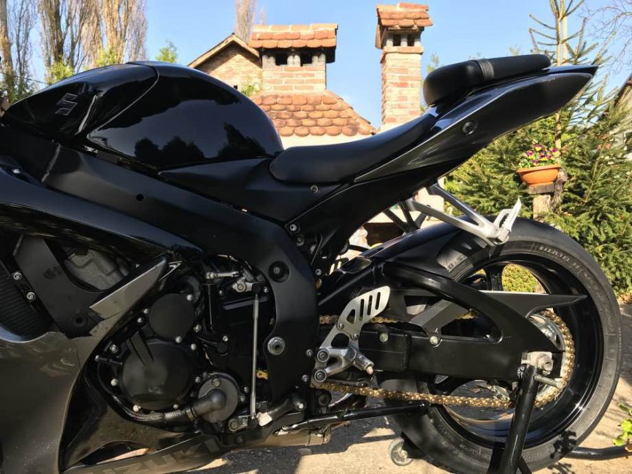 Suzuki Gsxr 600rr reg:30/4/18 #Aniversery #Black #Edition 4300eura fix ...