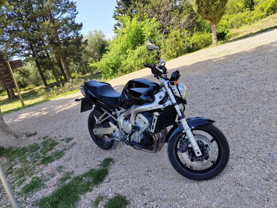 Yamaha Fz6n 600 cm3, 2008 god.