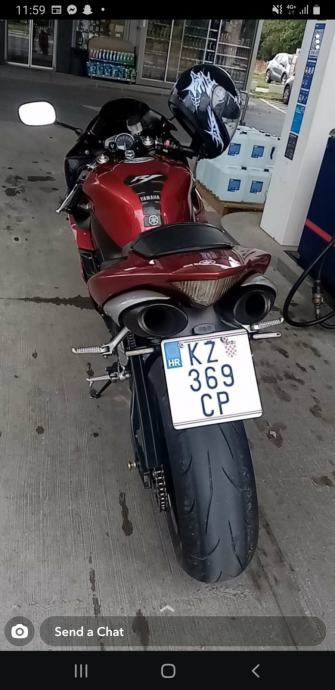 Yamaha R1 999 cm3, 2005 god.