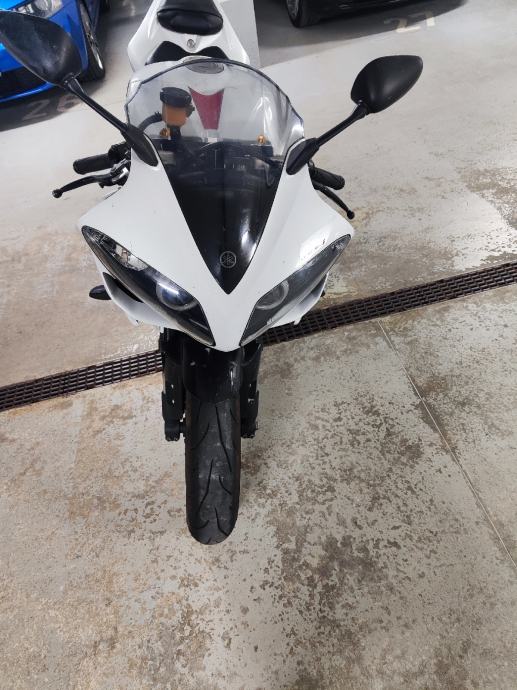 Yamaha R1 999 cm3, 2007 god.