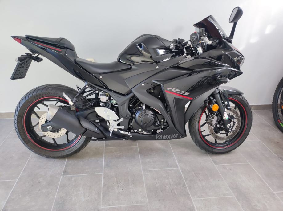 Yamaha R3 321 cm3, 2019 god.