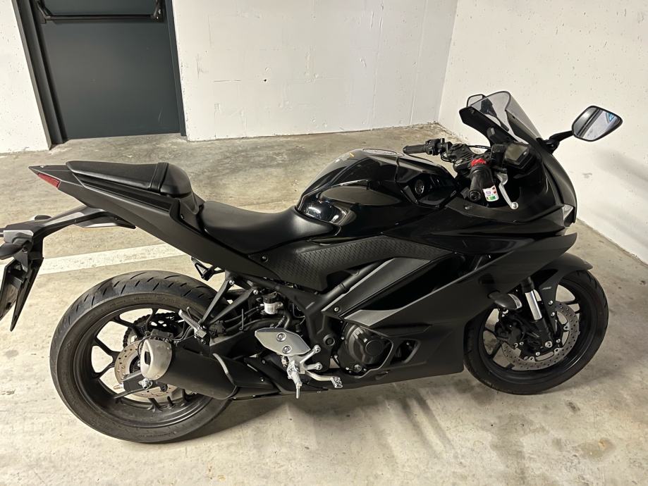Yamaha R3 321 cm3, 2020 god.