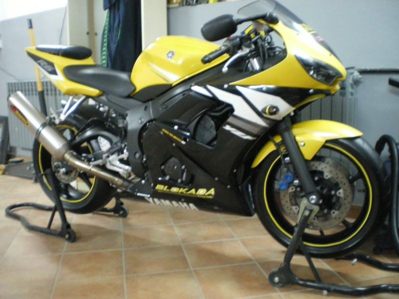 Yamaha R6, limited edition, 2003 god.