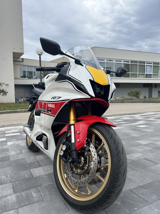 Yamaha R7 60th Anniversary WGP, 2022 god.