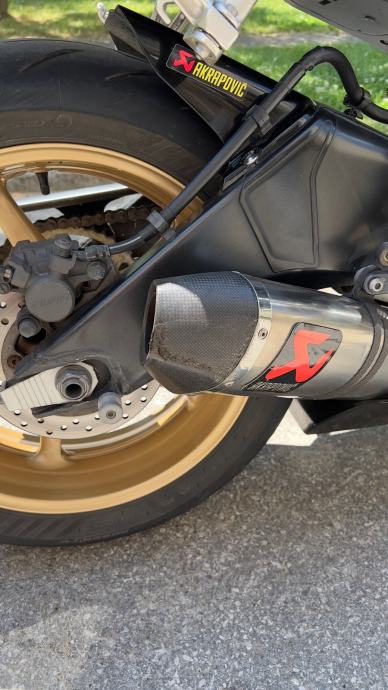 Yamaha Yamaha yzf r6 599 cm3, 2006 god.