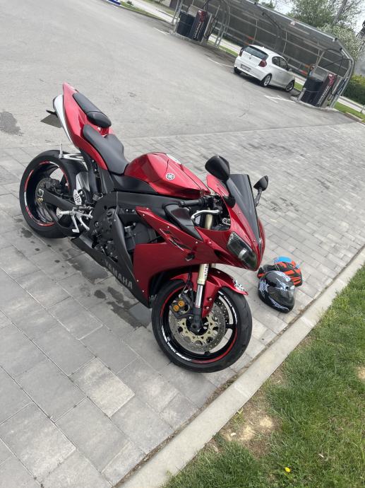 Yamaha Yzf R1 999 cm3, 2005 god.