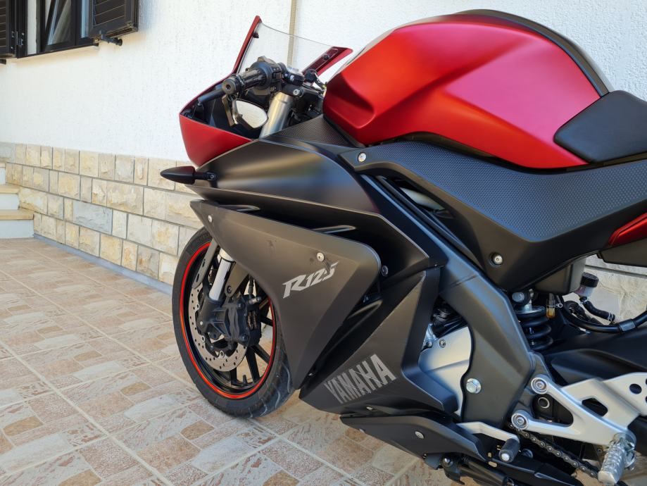 ** Yamaha YZF R125 2015 god **, 2015 god.