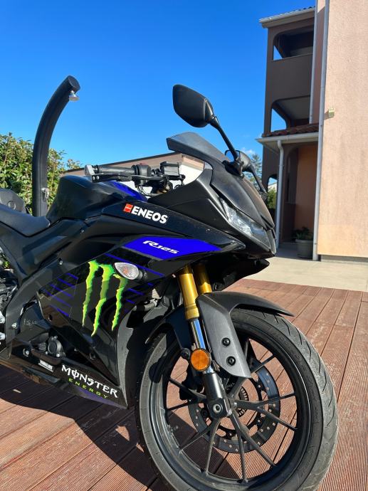 Yamaha YZF-R125 monster akrapovic prvi vlasnik, 2019 god.