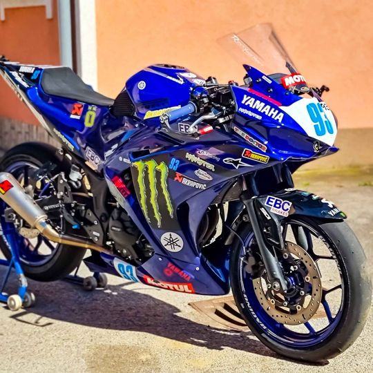 Yamaha YZF R3 SSP 300, 2018 god.