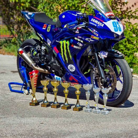 Yamaha YZF R3 SSP 300, 2018 god.