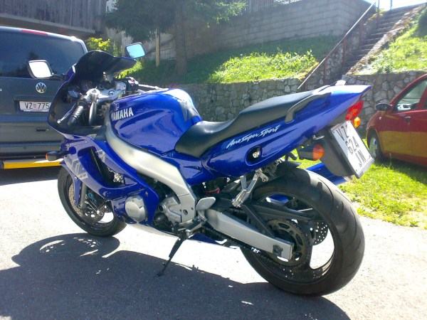 Yamaha YZF R6 THUNDERCAT 600 cm3, 2001 god.