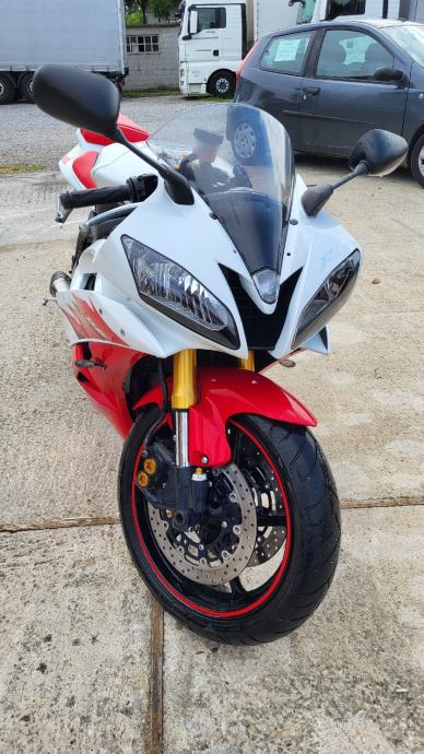 Yamaha YZF-R6R 599 cm3, 2006 god.
