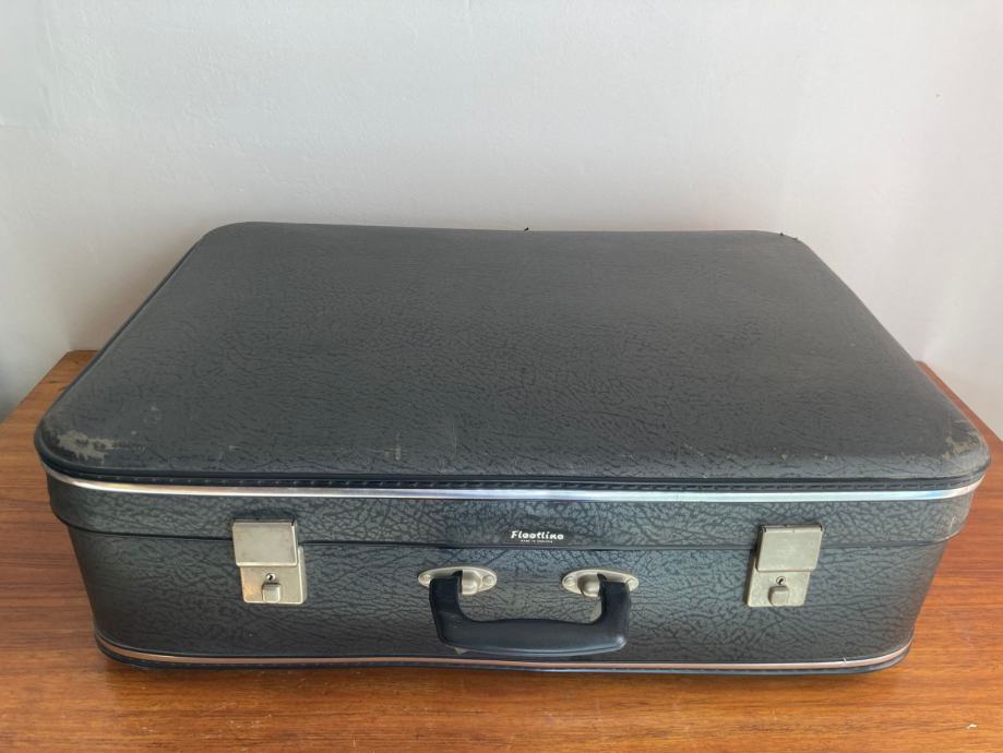 Fleetline retro crni kofer