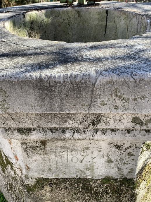 Grlo od šterne (bunar)