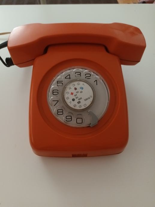 ISKRA telefon, ATA 62