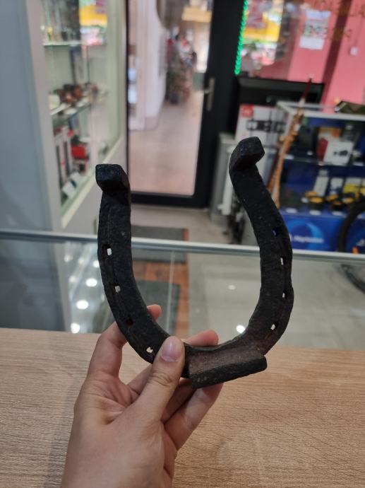 KOVANA POTKOVA *DO 24 RATE* POVOLJNO! R1!