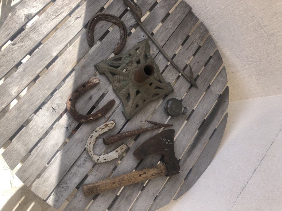 Lot starih predmeta…BEZ SJEKIRE!!