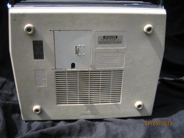 Magnetofon Grunding TK19L kolutas