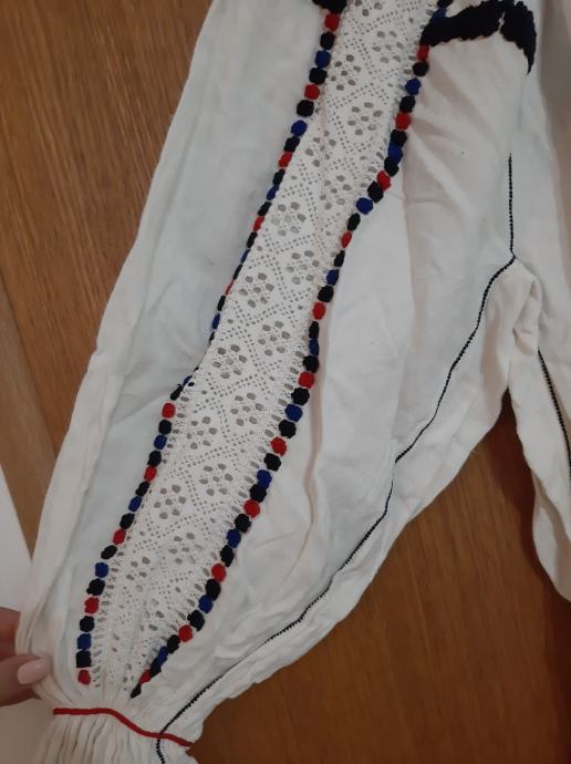 Nošnja-prodajem šokačku nošnju