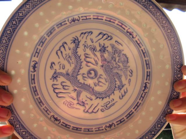 povoljnooo...IZVANREDAN I NE KORIŠTEN SET PORCULAN-STARA KINA