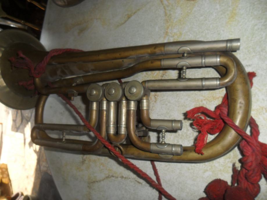 puhačka stara truba -krilnica-zamjene za starine